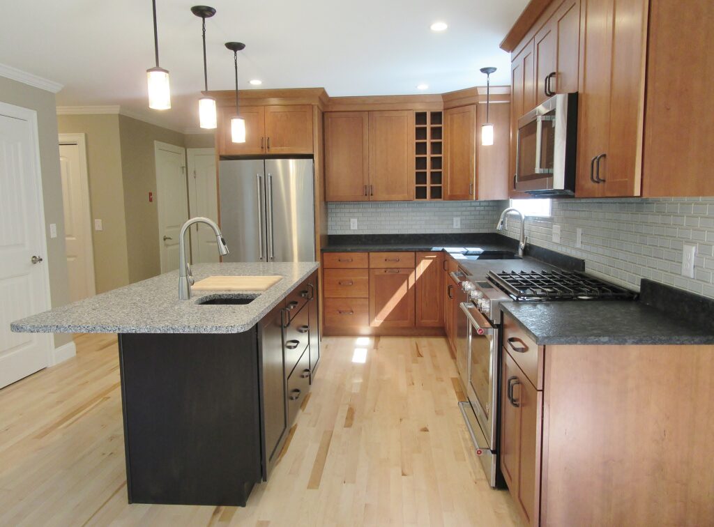 PRO Hard Maple Clear Semi | Maine Traditions Hardwood Flooring